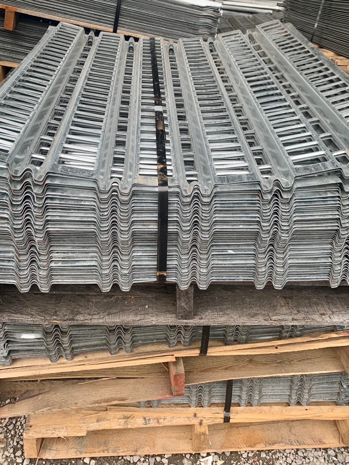 Wire Decking For Pallet Rack | Steel Storage Racking System